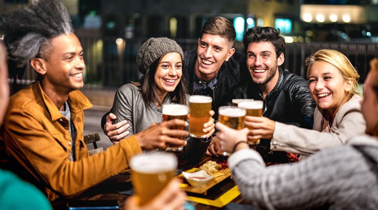 UK Hospitality Venues Remain Busy as Consumers Spend Longer but Drink ...
